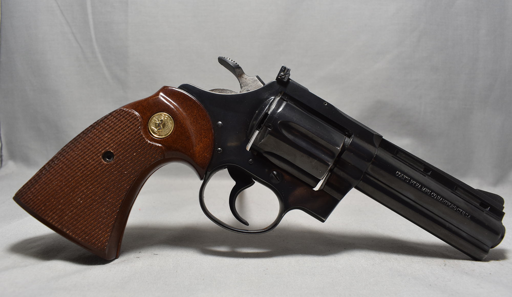 Colt ~ Diamondback ~ .38 Special | Bass Pro Shops
